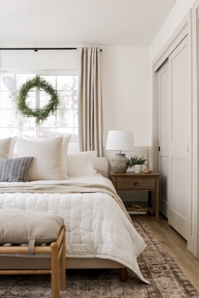 Bedroom Bliss: Infuse Holiday Cheer into Your Personal Retreat ...