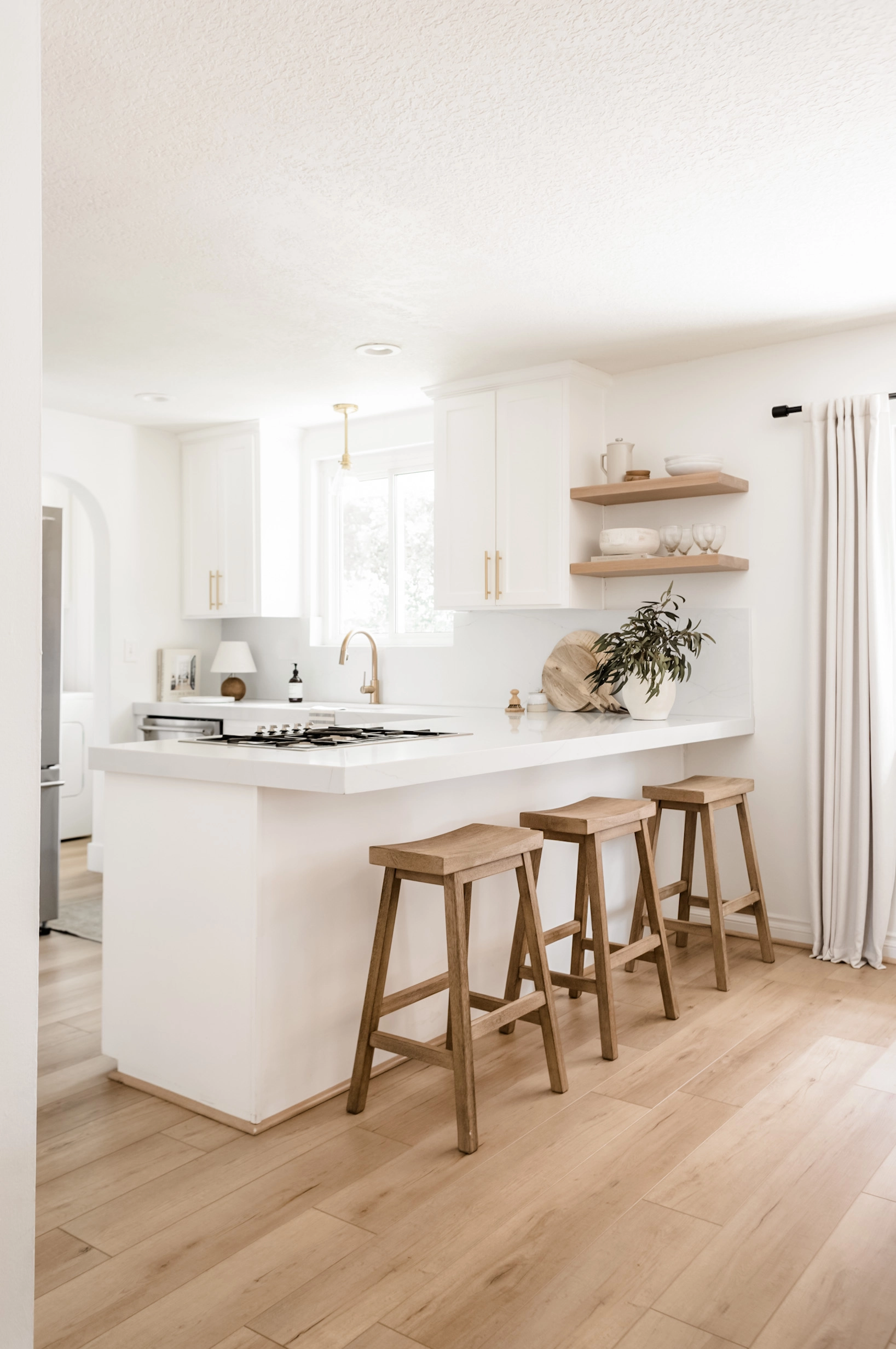 Five Ways to Warm-up A White Kitchen – Halfway Wholeistic