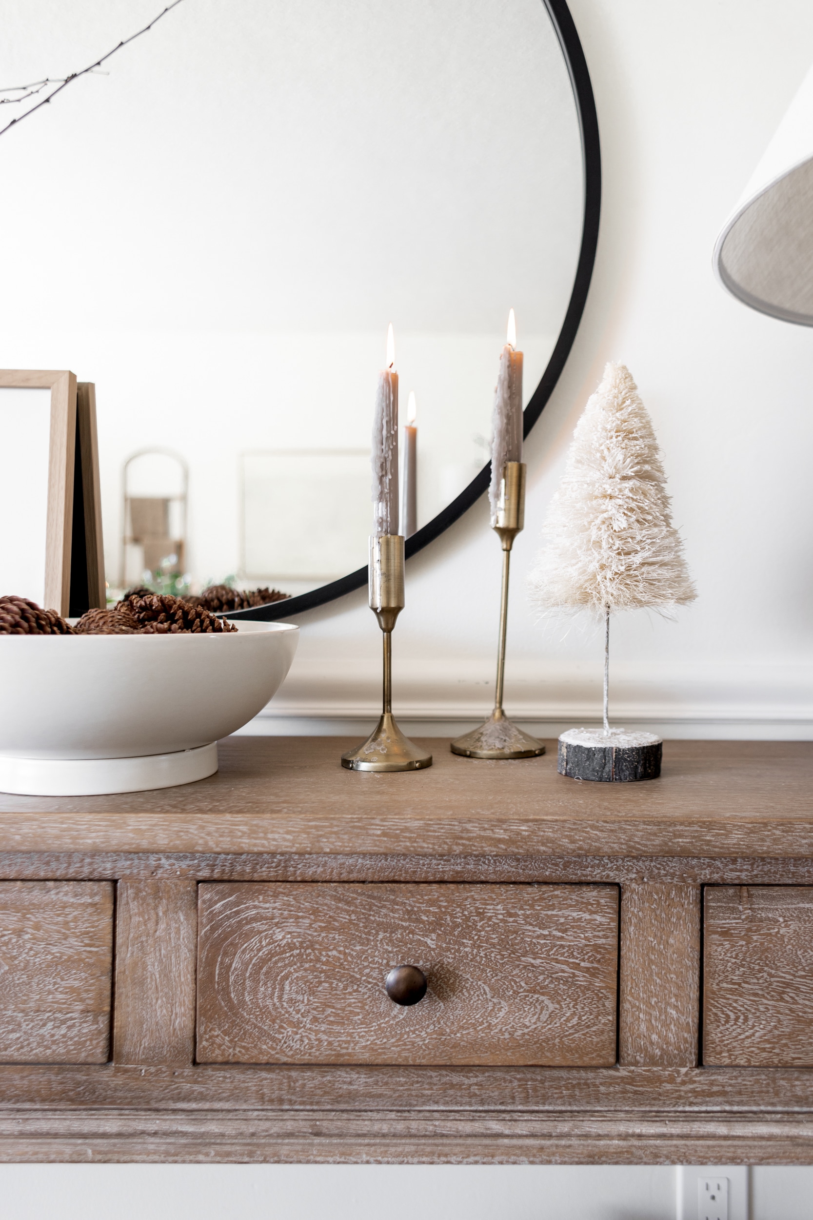 Christmas Console Table Styling – Halfway Wholeistic
