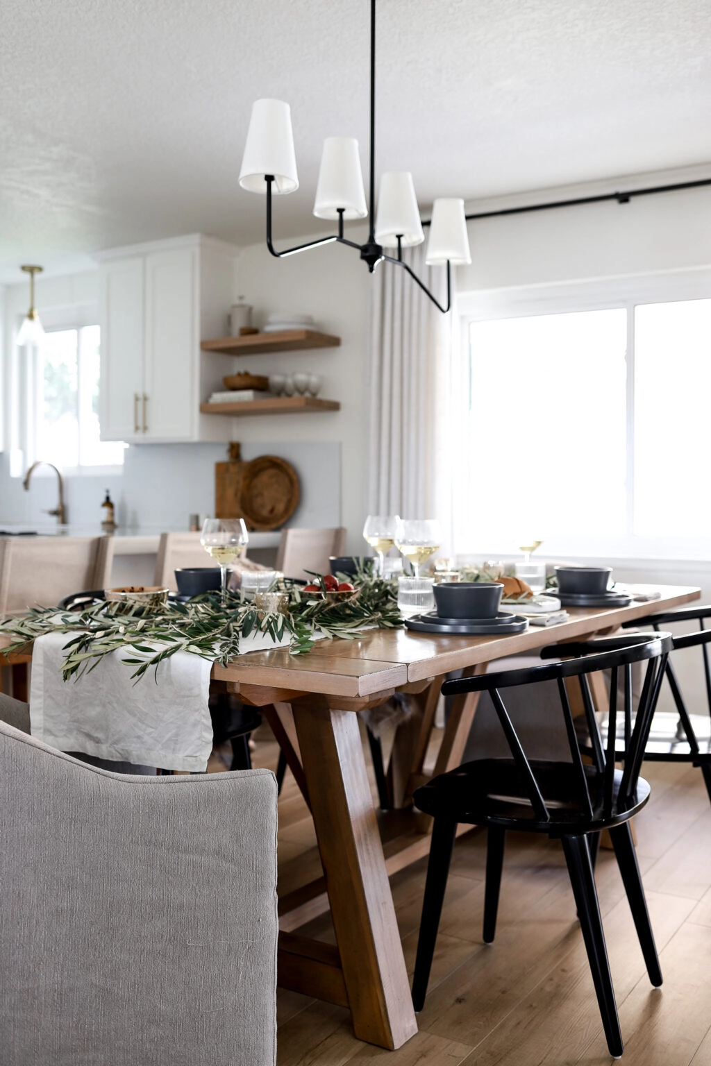 Holiday Table Essentials – Halfway Wholeistic