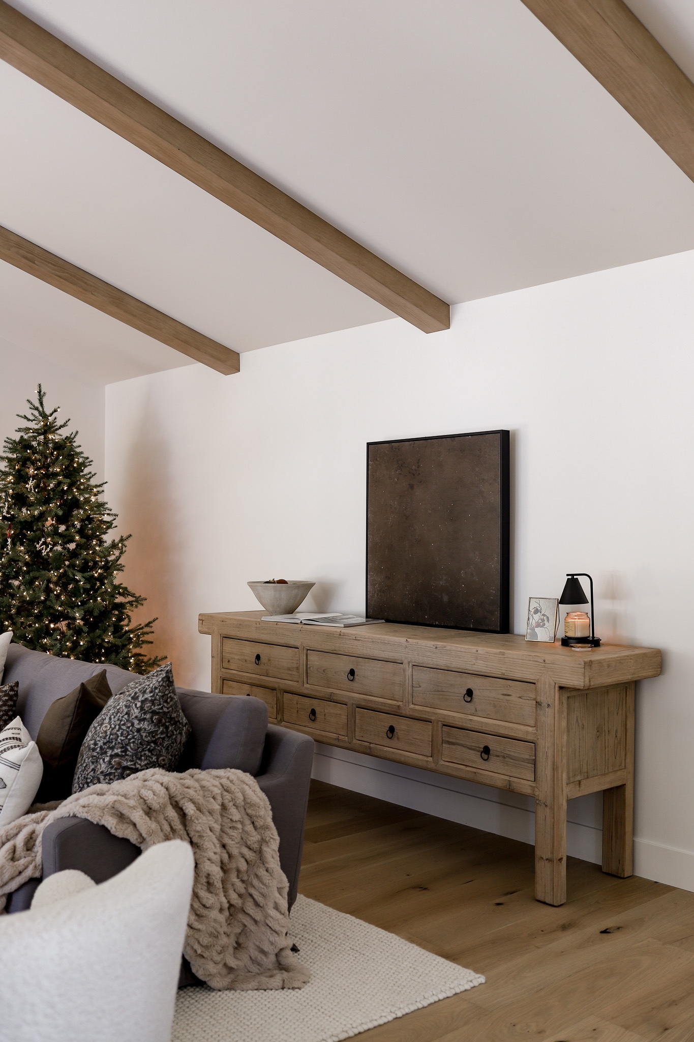 Gift-Giving Made Easy: 3 Thoughtful Ideas They’ll Adore – Halfway ...